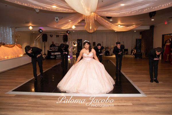 How to create a timeline for a Quinceanera - Quinceanera