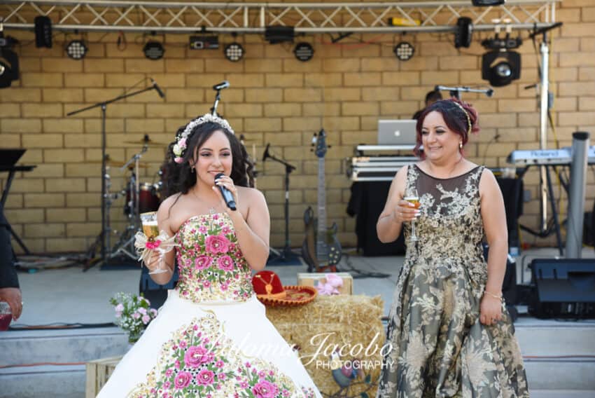 What to expect at a Quinceanera party - Quinceanera